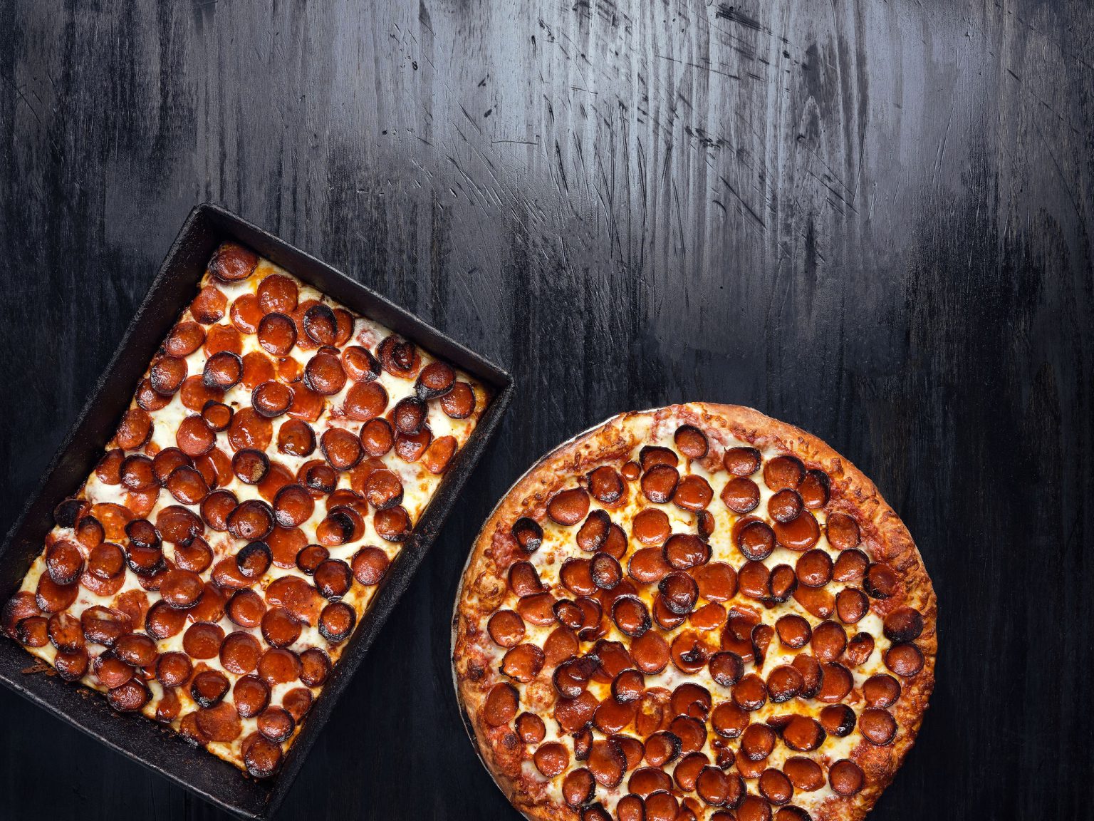 Detroit Deep Dish vs. Chicago Style Pizza: Who Wins?